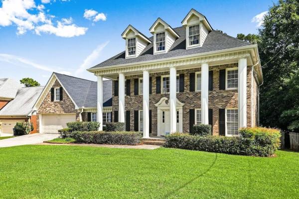 Lovely 5bed, 3-fullbath ! 5min To Free Way I-85 - Snellville, GA