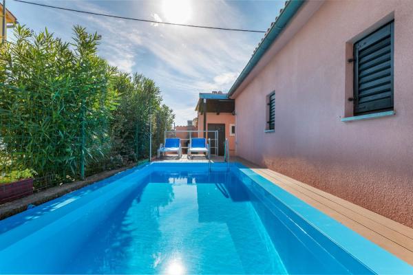 Holiday House With A Swimming Pool Fazana - 11396 - Pula