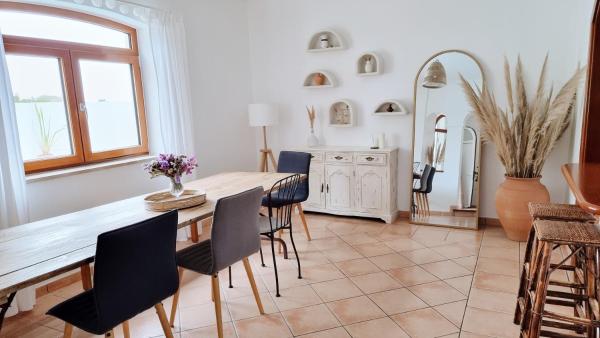 Retreat Center - Which-house - Ferrel