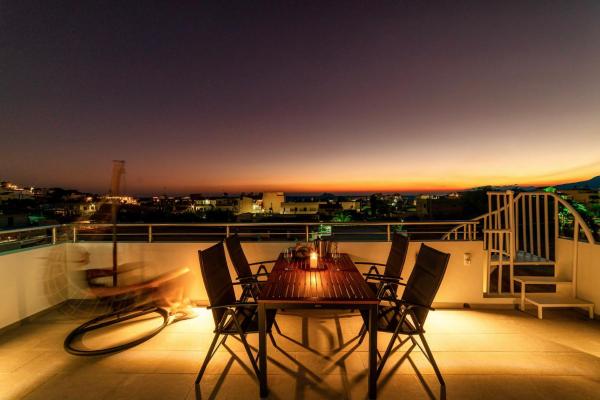 Ephantasy Living - Luxury Home With Roof Garden - Pitsidia