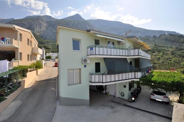 Apartments With A Parking Space Makarska - 14091 - Makarska