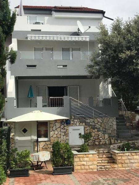 Apartments With A Parking Space Mandre, Pag - 16499 - Pag