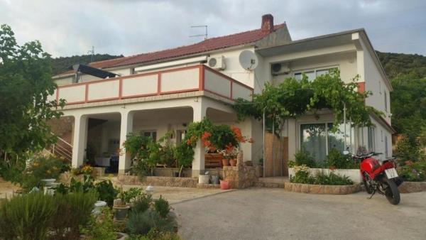 Apartments With Parking Space Banjol, Rab - 16647 - Rab