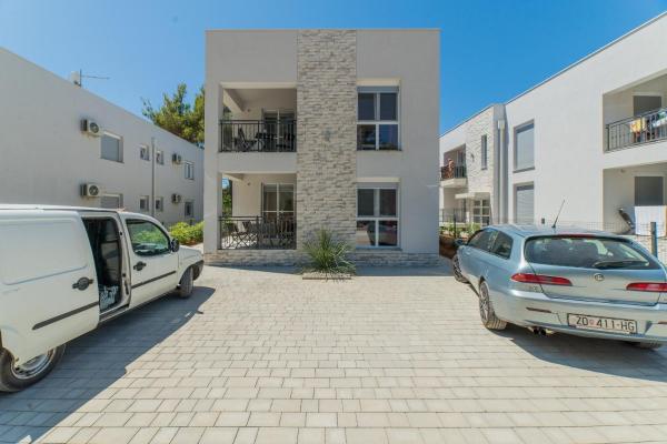 Apartments With Parking Space Vir - 18519 - Vir