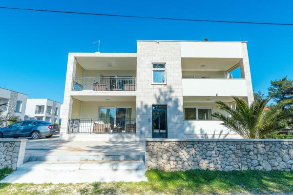 Apartments With Parking Space Vir - 18519 - Vir