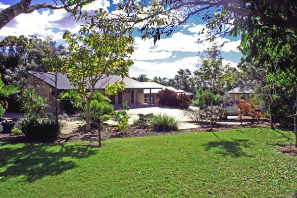 Emeraldene Inn & Eco-lodge - Hervey Bay