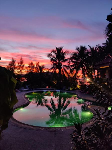 Red Pearl Beach Resort - Koh Samui