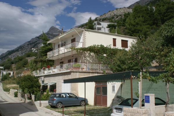 Apartments By The Sea Pisak, Omis - 1010 - Brela