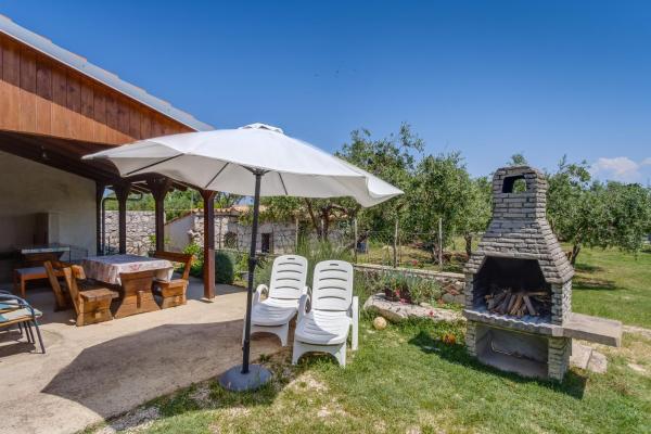 Apartments With Parking Space Punta Kriza, Cres - 867 - Neresine