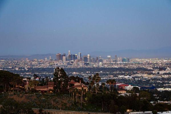 Beverly Hills City View Mansion - Los Angeles, CA