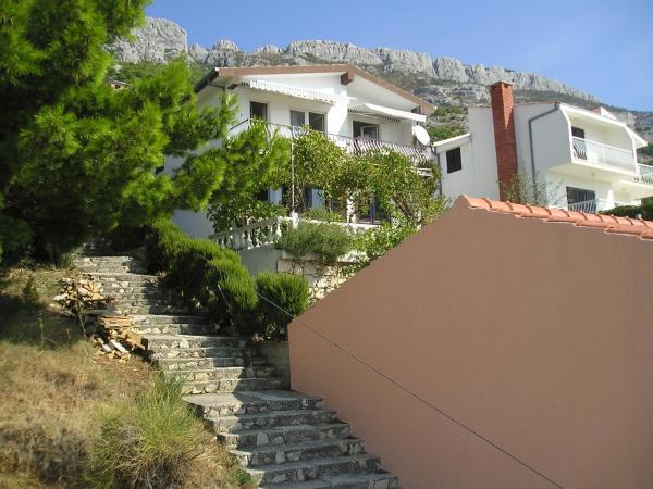 Apartments With Parking Space Pisak, Omis - 1009 - Mimice