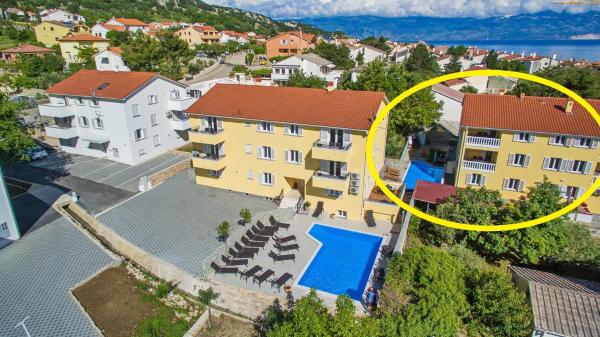 Apartments With A Swimming Pool Baska, Krk - 18733 - Baška