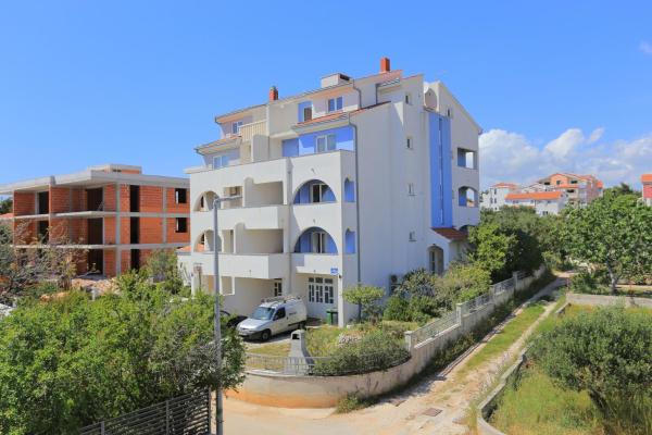 One Bedroom Apartment With Terrace Bušinci, čIovo (A-18800-c) - Okrug Gornji