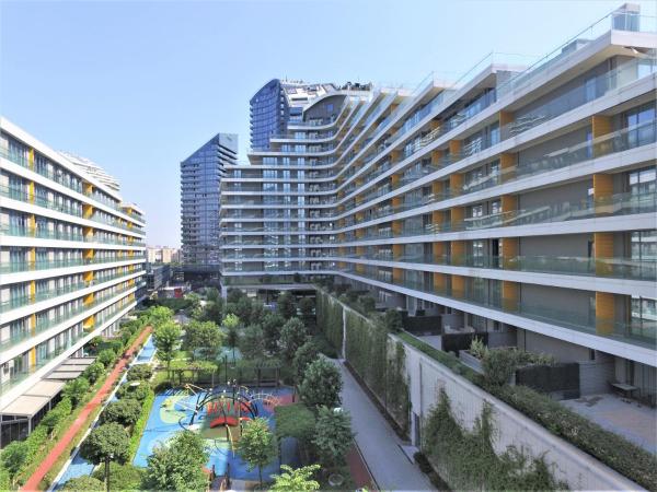 The Superior Living Batisehir One Bedroom Apartment With Balcony - Sultangazi