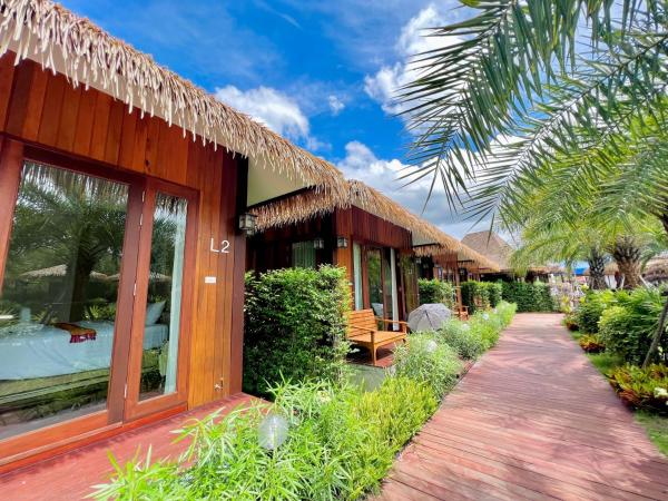 เทียนหอม อัมพวา รีสอร์ท - Damnoen Saduak