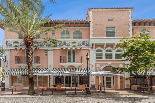 Kasa El Paseo Miami Beach - Key Biscayne, FL