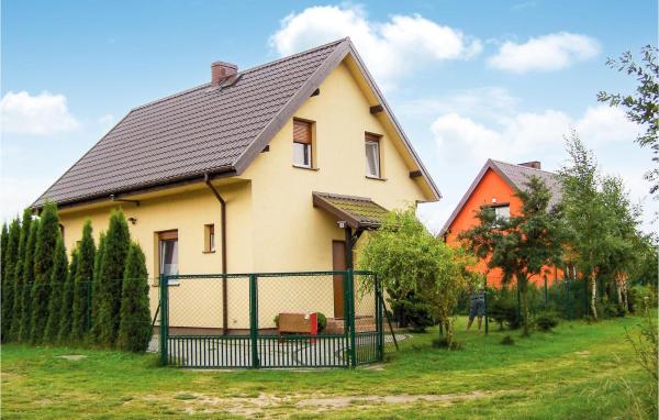 2 Bedroom Beautiful Home In Nowecin - Łeba