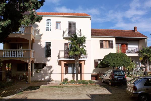 Apartments With Parking Space Biograd Na Moru, Biograd - 5899 - Sveti Filip i Jakov