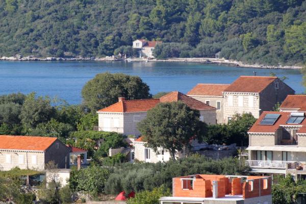 Apartments With Parking Space Lumbarda, Korcula - 4473 - Lombarda