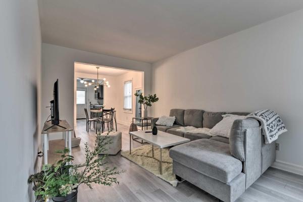 Trendy Birmingham House With Laundry Amenities! - Royal Oak, MI