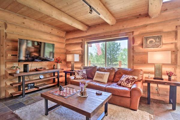 Chic Fairplay Cabin With Deck And Mountain Views! - Fairplay, CO