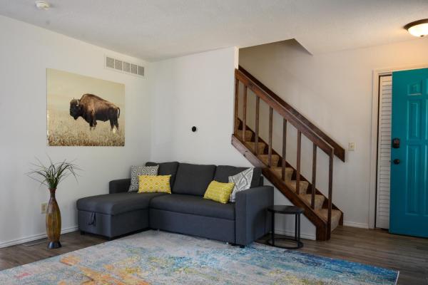 Idlewild Pines Retreat - Rapid City, SD