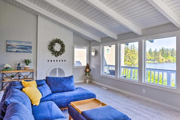 Lakeside Lacey Gem W/ Sauna + Private Dock - Olympia, WA