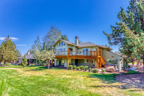 Ridge Retreat - Oregon