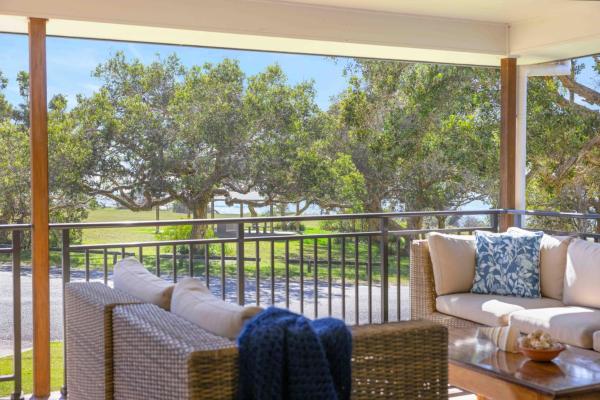 Little Beach Bungalow - At Bartletts - Lake Cathie