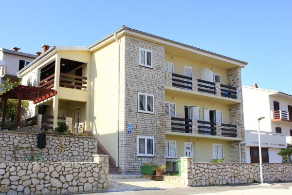 Apartments With Parking Space Pag - 9388 - Pag