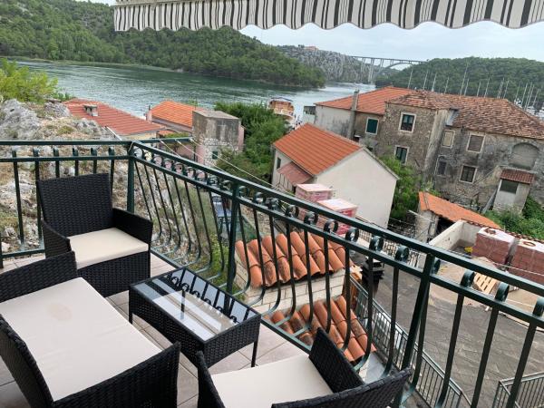 Family House Scardona - Dreams By The River Krka - Skradin