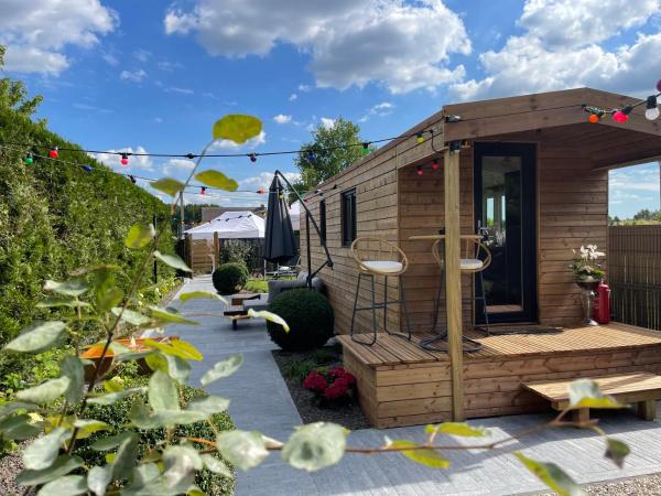 Roulotte Du Puits Avec Jacuzzi Et Sauna Privatif - Tournai