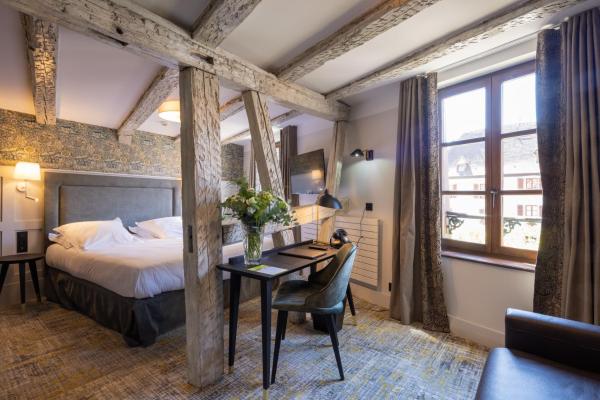 Logis Hôtel-restaurant Du Mouton - Ammerschwihr