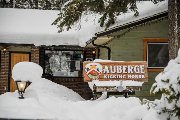 Auberge Kicking Horse Guest House - Alberta