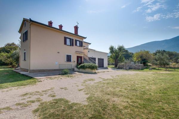 Apartments With Parking Space Nerezine, Losinj - 12149 - Neresine