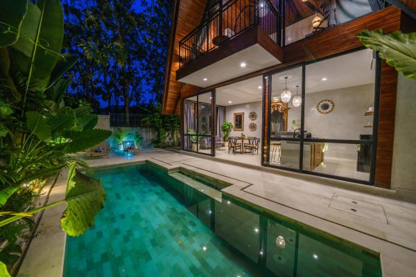 Villa Kirana - Designer 2-bedroom Villa With Pool In Pererenan - Canggu