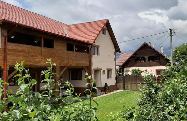Casa Monica - Comuna Sâmbăta de Sus