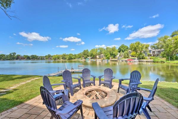 Lakefront Oasis With Boat Dock, Fire Pit, Grill - Bristol Renaissance Faire