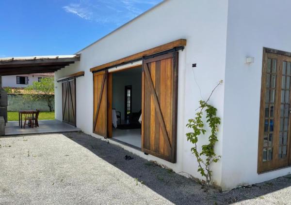 Casa Em Itapoá. Moderna, Ampla E Linda à 200m Da Praia; - Itapoá