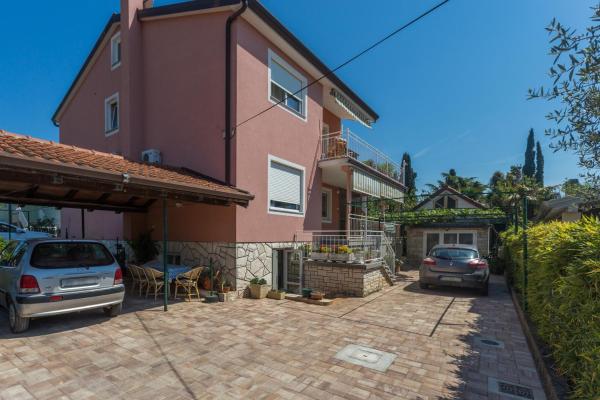 Apartments With Parking Space Umag - 7063 - Umag