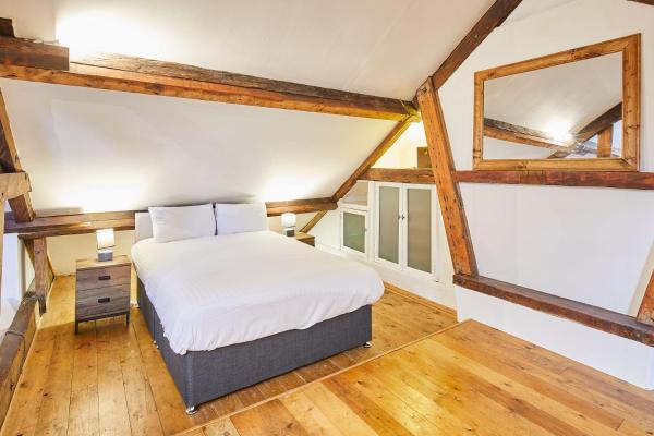 Host & Stay - The Duck Pond - Durham University
