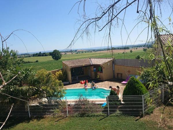 Adorable Guest House With Piscine - Blan
