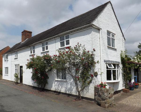 White Cottage Bed And Breakfast - Staffordshire