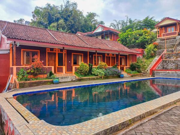 Villa Kampoeng City Pacet Mitra Reddoorz - Pacet