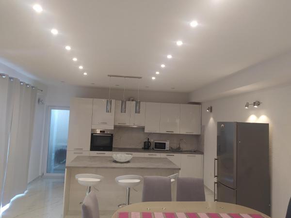 Apartmani Trubi 3 - Vodice