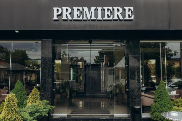 Hotel Premiera - Хуст