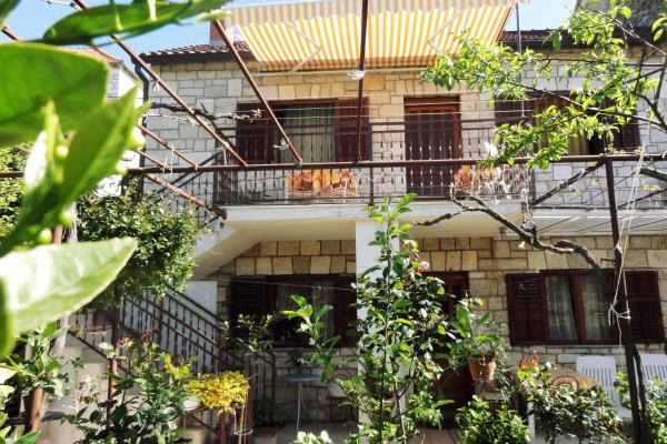 Apartments By The Sea Milna, Brac - 5242 - Milna