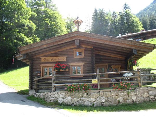 Almbrünnerl Die Almhütte Auf Der Raffner Alm - Ruhpolding