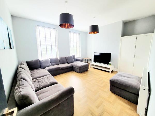 Beautiful Georgian Mansion! By City Sparrow - North Wales