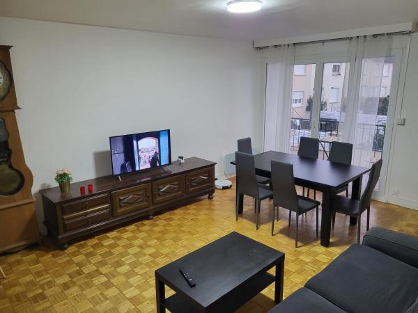 Bel Espace , Jardin Salon Cuisine 3 Chambres - Seine-Saint-Denis